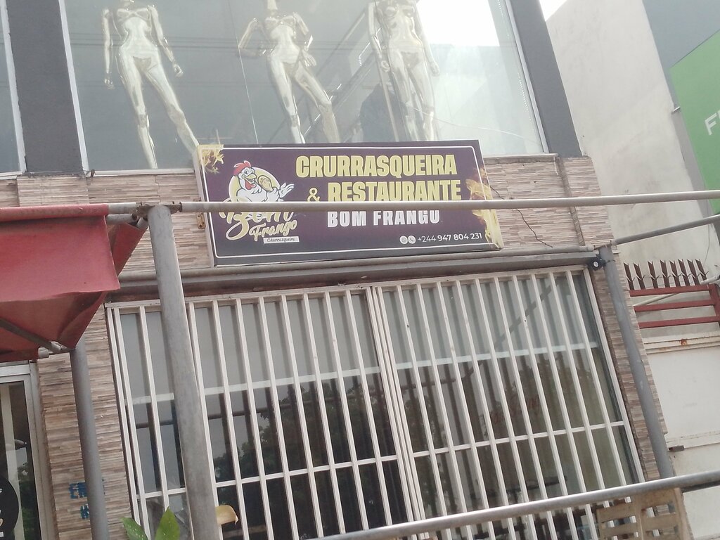 Restoran Bom Frango, Loanda, foto