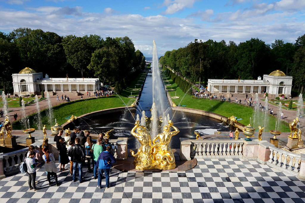 Geziler Tourtiki, Saint‑Petersburg, foto