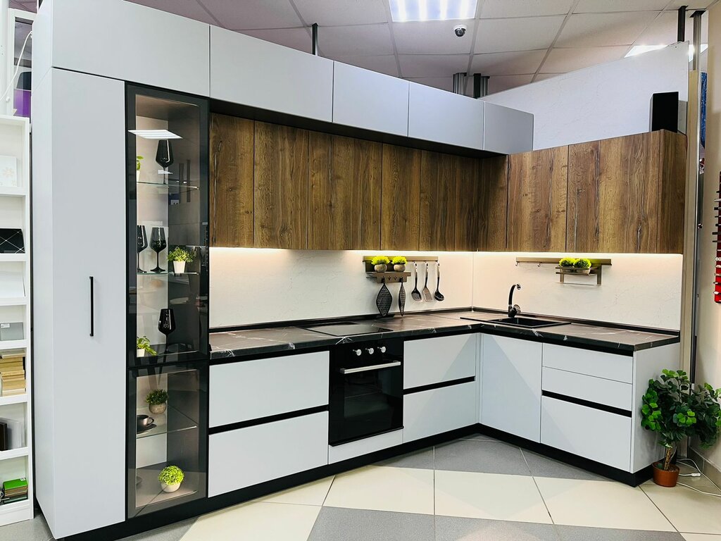 Mutfak mobilyaları Trendy Kitchen Showroom, Nijniaya Tura, foto