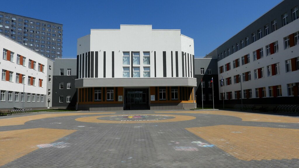 Ortaokul Школа № 48 им. Д. М. Карбышева, корпус № 3, Tiumen, foto