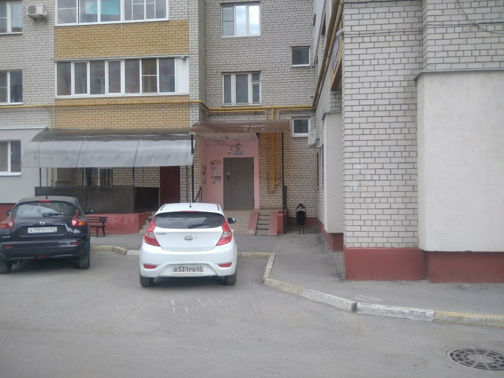 Bina, site yönetimi ТСЖ Наш новый дом, Riazan, foto