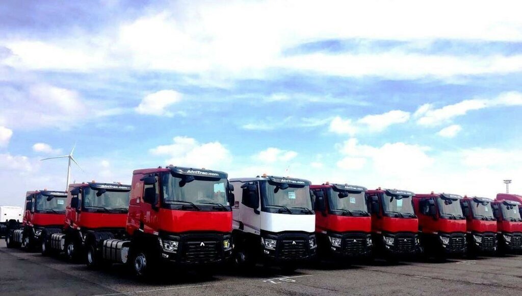 Kamyon ve ağır vasıta satış ve servis firmaları Afritrac Automotive Fzco, Dubai, foto