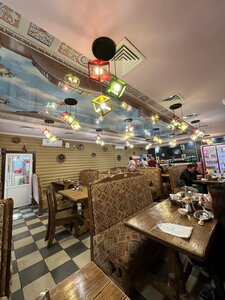 Tapchan № 1 (ulitsa Michurina No:38, Kaluga), kafe  Kaluga'dan