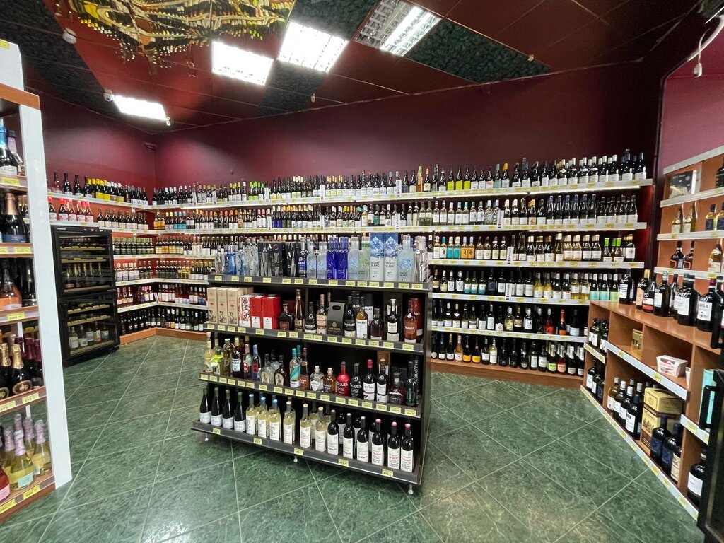 Alkollü içecekler Винотека, Taganrog, foto