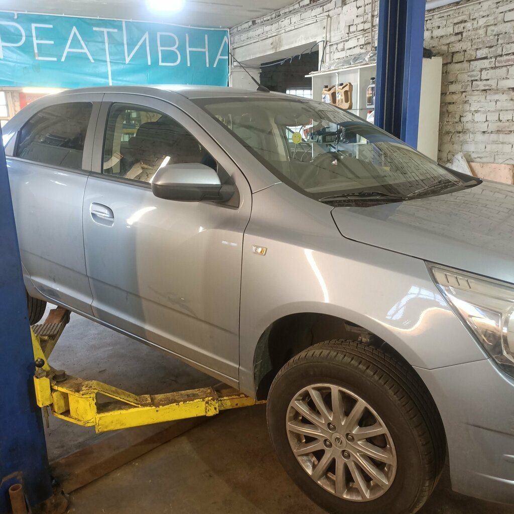 Otomobil servisi VivatechSTO, Saint‑Petersburg, foto