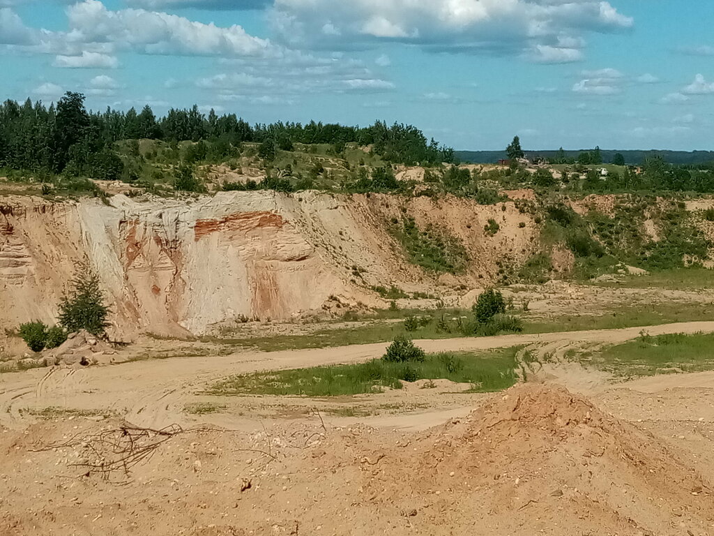 Madencilik işletmeleri Песчаный карьер, Smolenskaya oblastı, foto