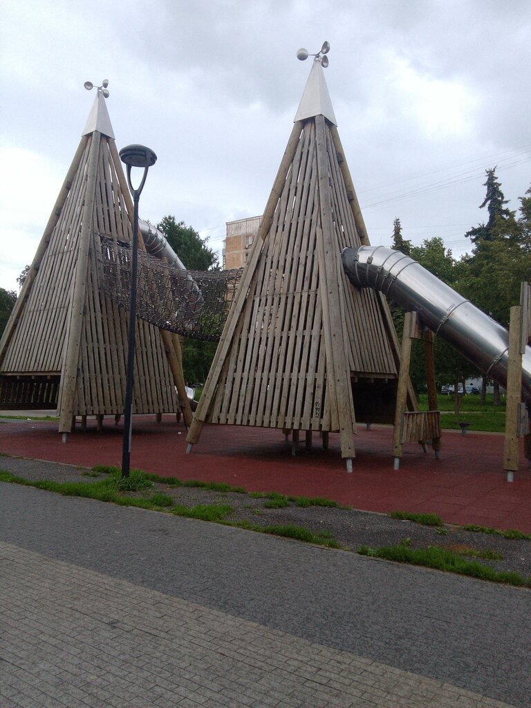Oyun alanı Playground, Novokuznetsk, foto