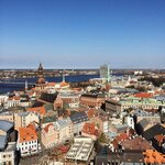 Sunny Loft Studio (Dzirnavu Street No:66), kısa süreli konaklama  Riga'dan