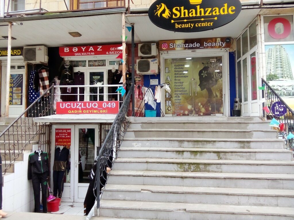 Giyim mağazası Womens Clothing Bayaz, Bakü, foto