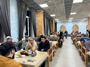 Choyxona Xan Plov (Admirala Ushakova Boulevard No:вл1с1), kafe  Moskova'dan