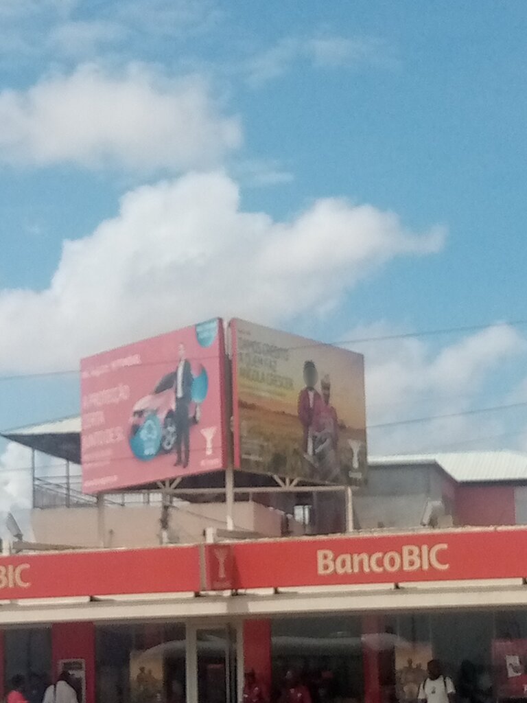 Banka Banco BIC, Loanda, foto