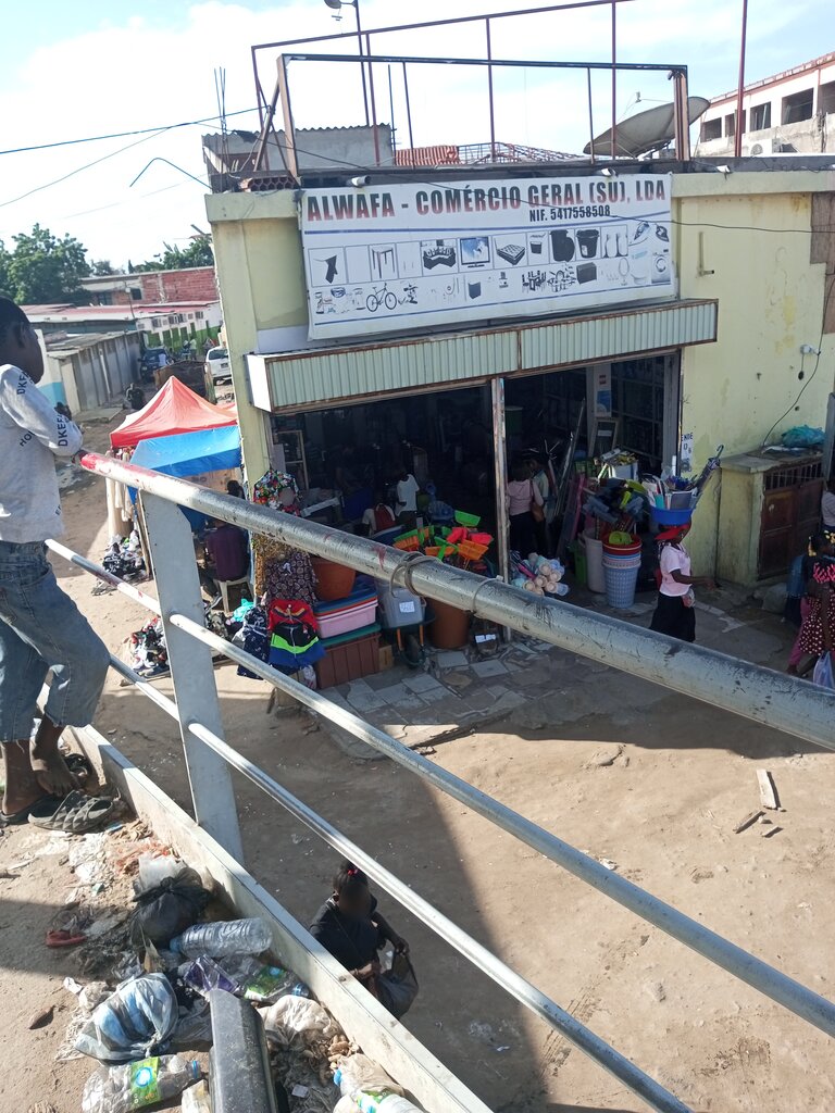 Alışveriş merkezleri Arlete Valente Comercial, Loanda, foto