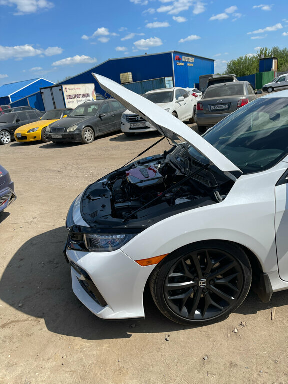 Otomobil servisi Rrr Customz, Moskova, foto