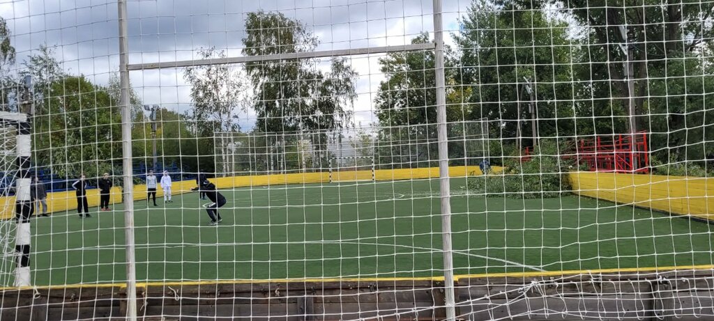 Spor alanı Футбольное поле, Dolgoprudny, foto