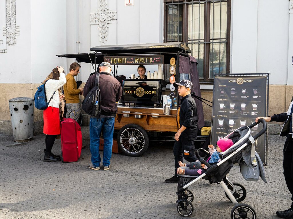Kahve dükkanları Kofi-kofi servis S. R. O., Brno, foto
