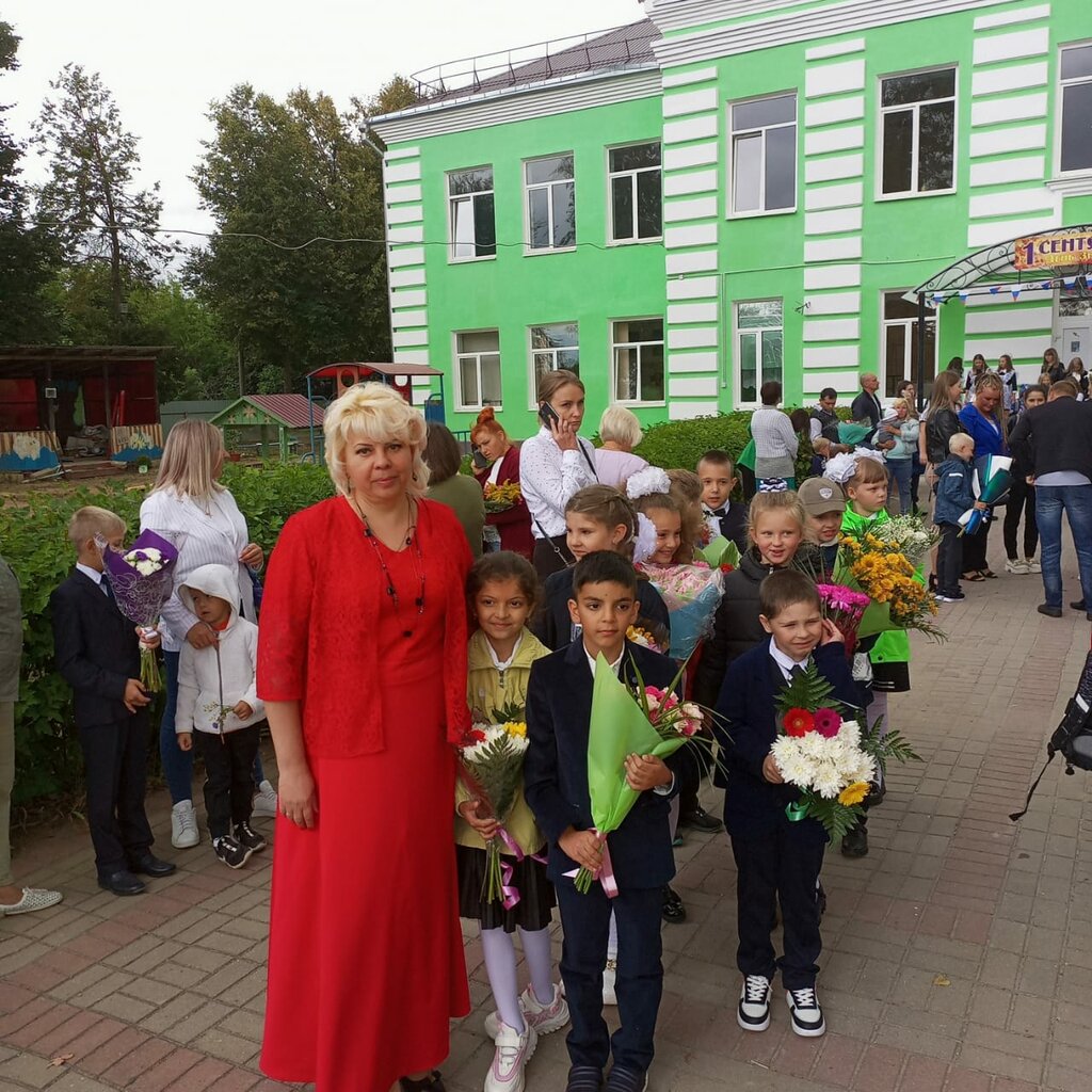 Ortaokul Полотняно-заводская средняя общеобразовательная школа № 2, Kalujskaya oblastı, foto