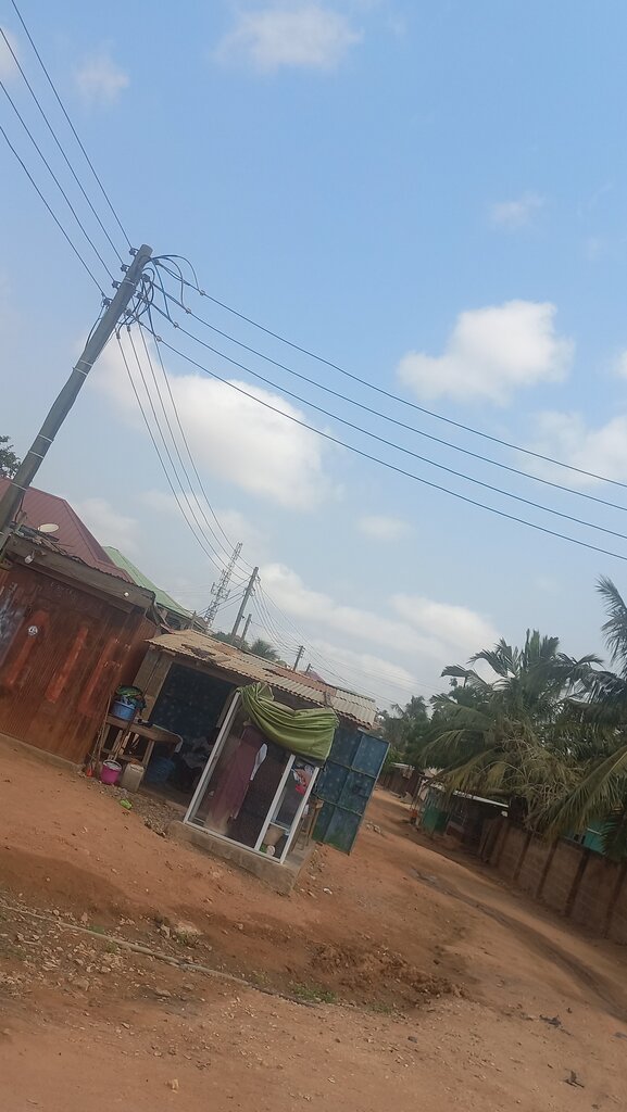 Giyim mağazası Nhyira Fasion Design, Dünya, foto