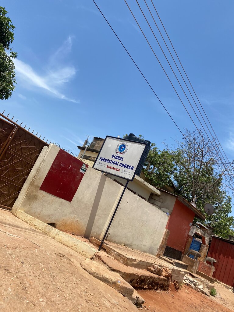 Ortodoks kiliseleri Global Evangelical Church, Bubiashie, Akra, foto