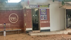 Bright (Lusaka, Jacaranda Road), berberler  Lusaka'dan
