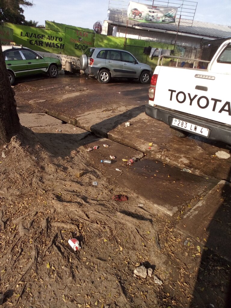 Oto yıkama Lavage, Brazzaville, foto