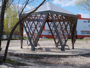 Gazebo (Kursk Region, Kurchatov, park Tyoply bereg), çardak  Kurçatov'dan