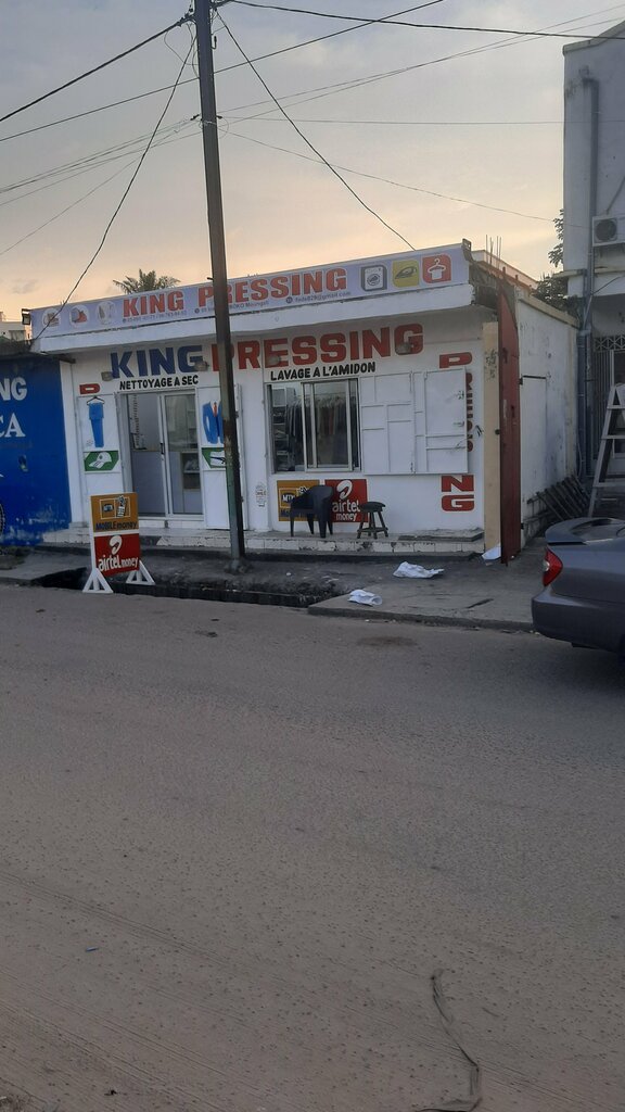 Çamaşırhaneler King Pressing, Brazzaville, foto