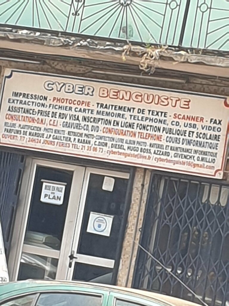 Kafe Cyber Benguiste, Abican, foto