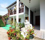 Tropikanka (Prokhladnaya ulitsa No:1В, Village of Loo), konuk evi  Soçi'den