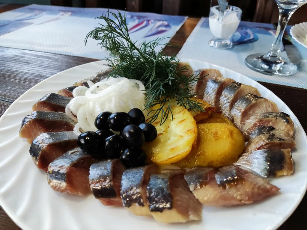 Kafe Новый Парус, Kogalym, foto