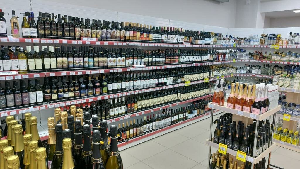 Alkollü içecekler Wine Studio, Primoriye, foto