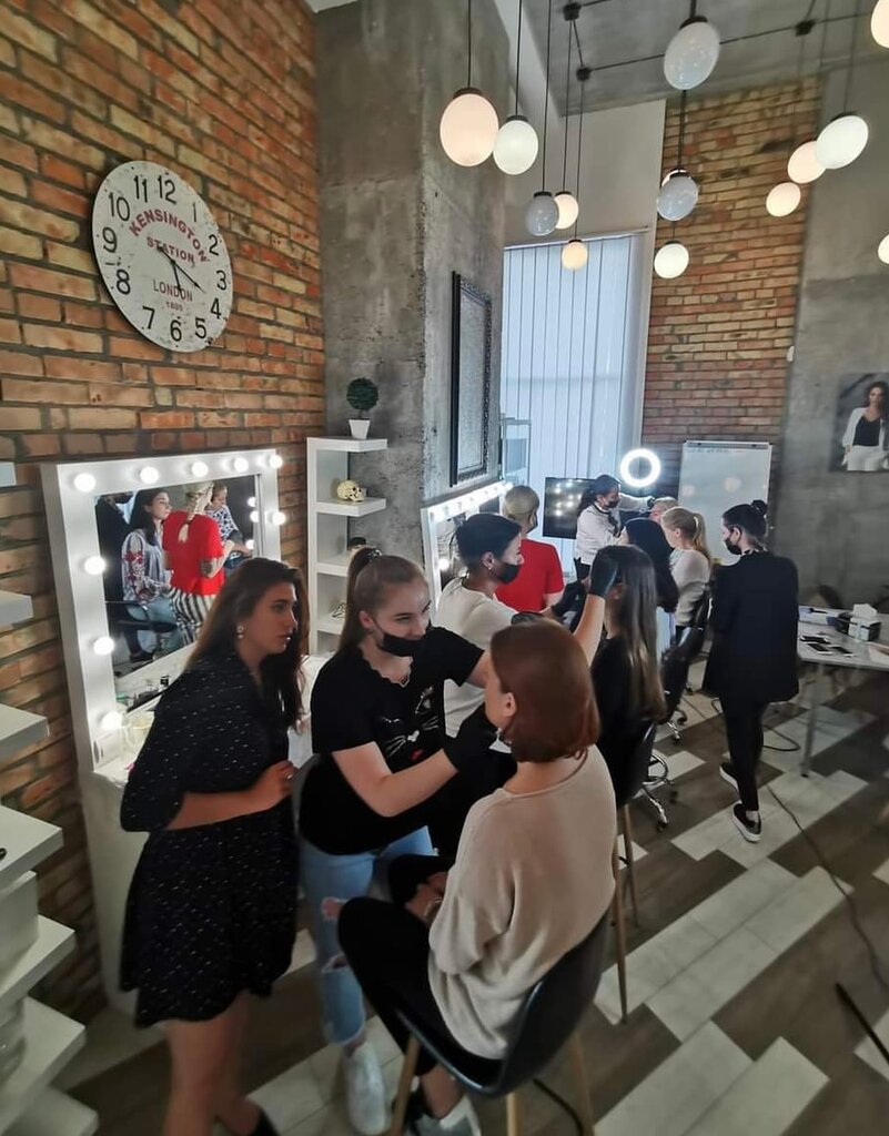 Kuaför meslek eğitimi Academy pmu USA, Moskova, foto