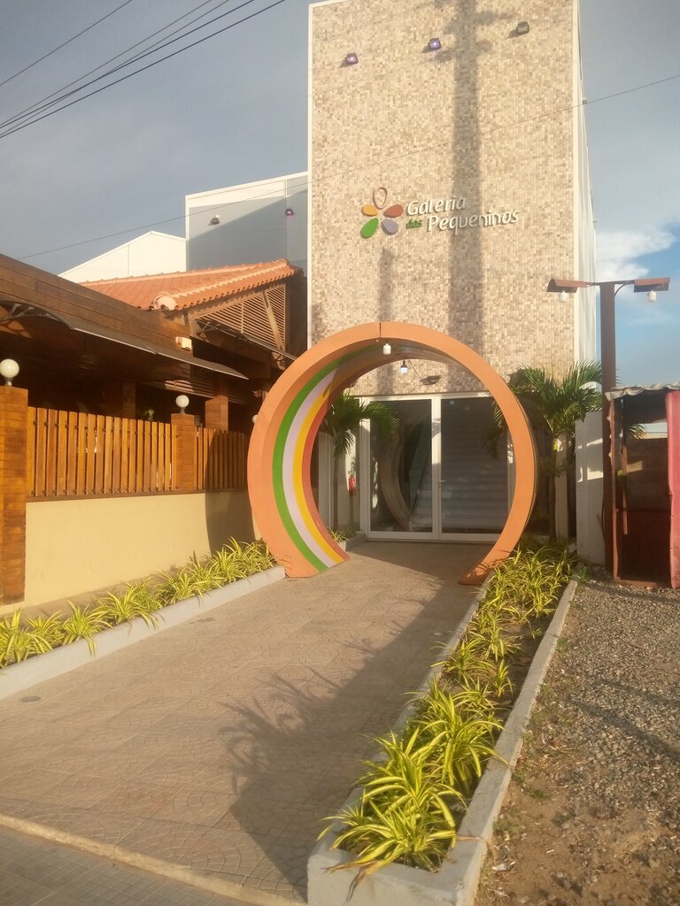 Restoran Galerias dos pães correto, Loanda, foto
