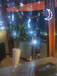 Petro (Tsentralnaya ulitsa No:2А, posyolok Mayskiy), restoran  Krasnodarski krayından