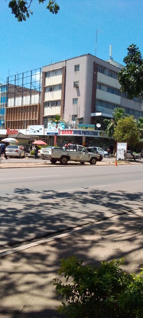 Otomobil satış galerileri Self Help Motor Sellers Association, Lusaka, foto