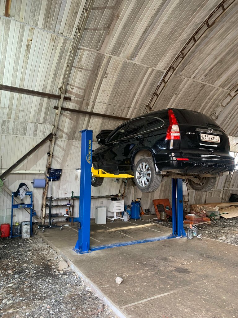 Otomobil servisi Avto service, Novgorodskaya oblastı, foto