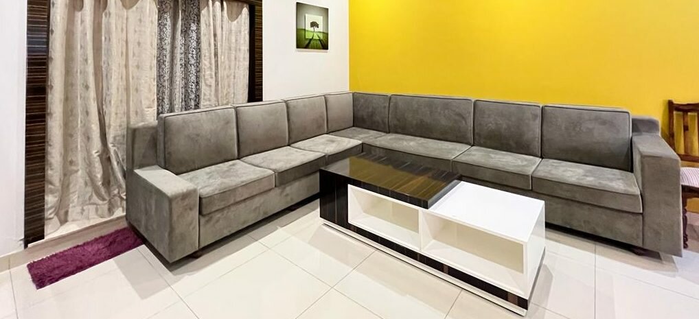 Mobilya fabrikaları Gajanand Furniture Industry LLC, Dubai, foto