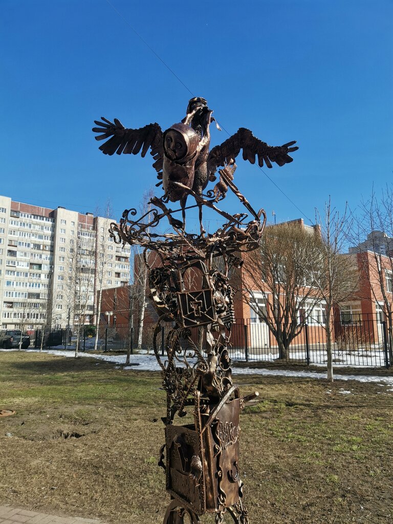 Park, sokak heykeli Чудеса Коломяги, Saint‑Petersburg, foto