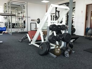 Олимпия (ulitsa Dzerzhinskogo No:1/4), fitness kulüpleri  Kudymkar'dan