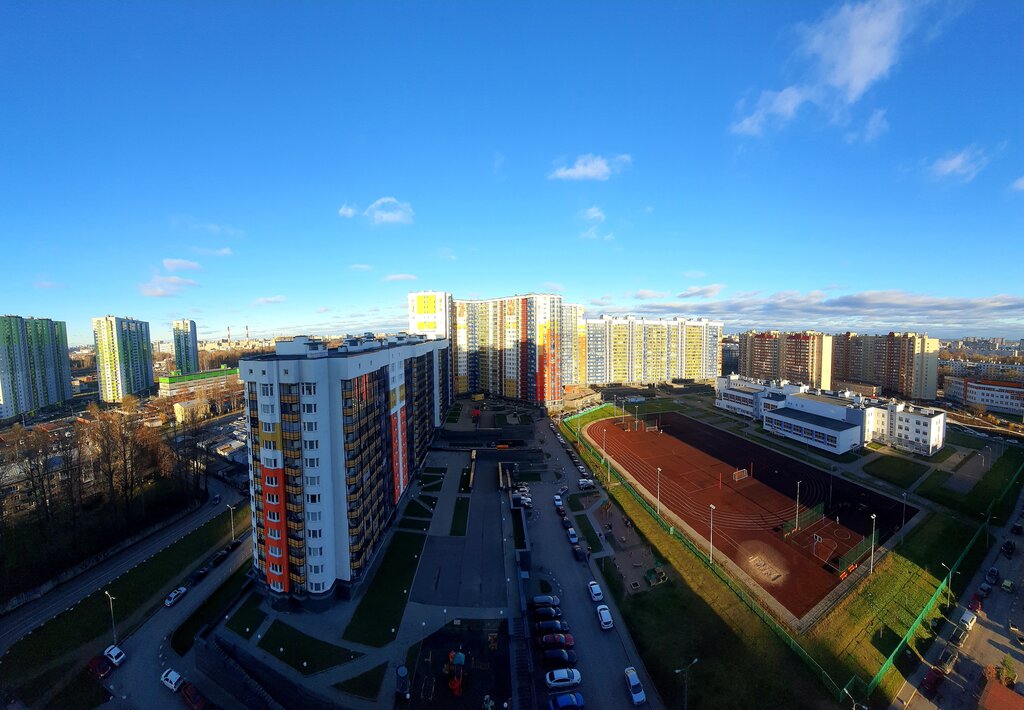Konut blokları ZhK Polyustrovo Park, Saint‑Petersburg, foto