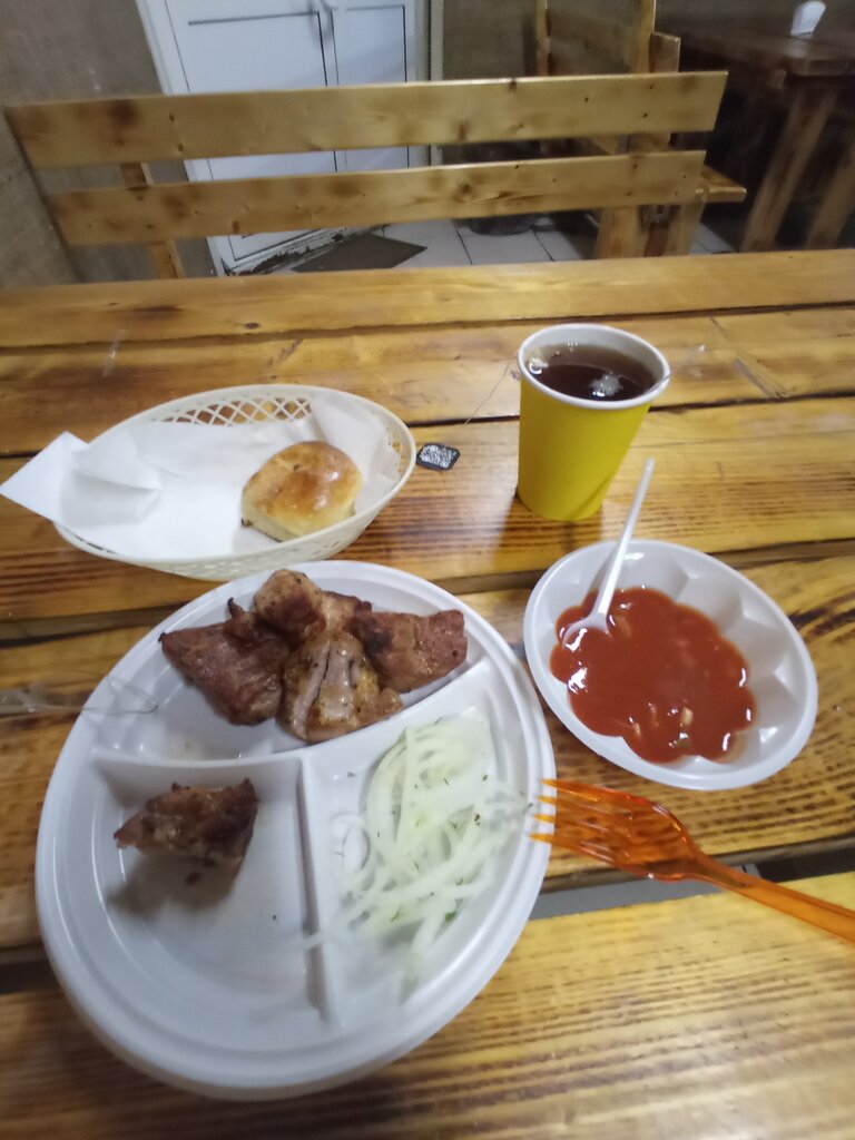 Kafe Шашлычный двор, Yekaterinburg, foto