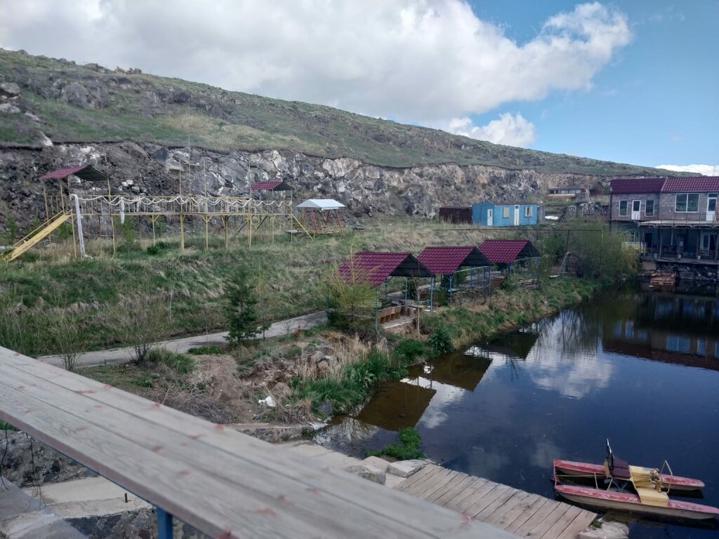 Dağ zirvesi Tsaghkavanq, Geğarkunik, foto