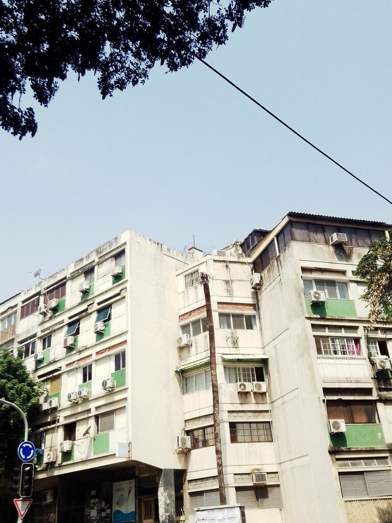 Özel ağız ve diş sağlığı klinikleri ve muayenehaneleri Odonto Care, Loanda, foto