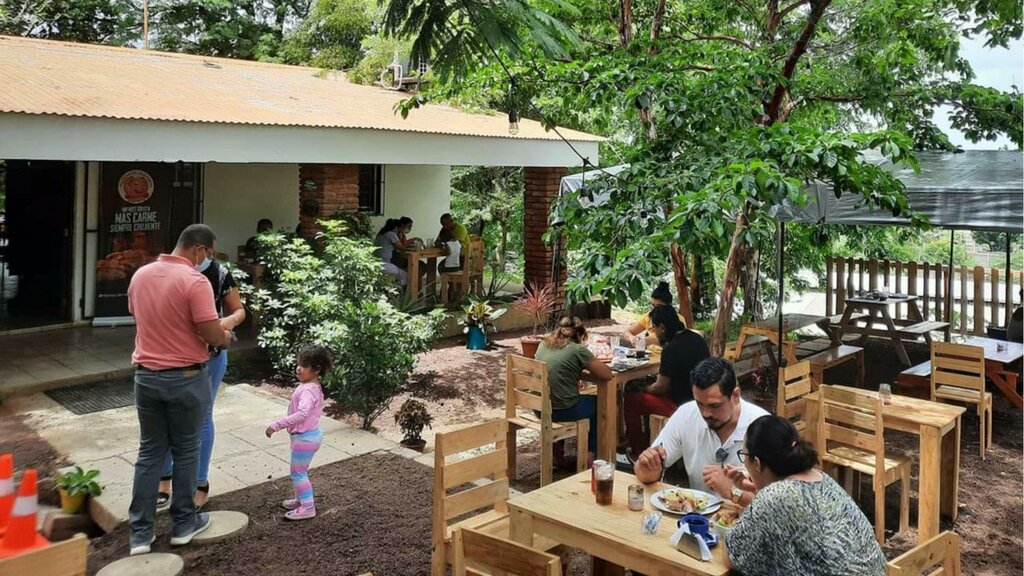 Restoran El Cerdito Crujiente, Managua, foto