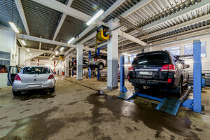 Car service Chisto-Servis (Rodionova Street No:23Б, Nizhniy Novgorod), otomobil servisi  Nijni Novgorod'dan