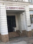 C.A Vanderpuye (Kwame Nkrumah Avenue No:92), yönetim ofisi  Akra'dan