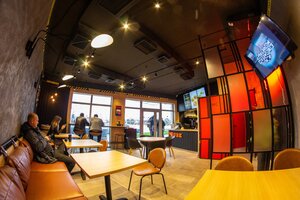 Cube (Belgina Street No:3А, rabochiy posyolok Razumnoye), kafe  Belgorodskaya oblastından