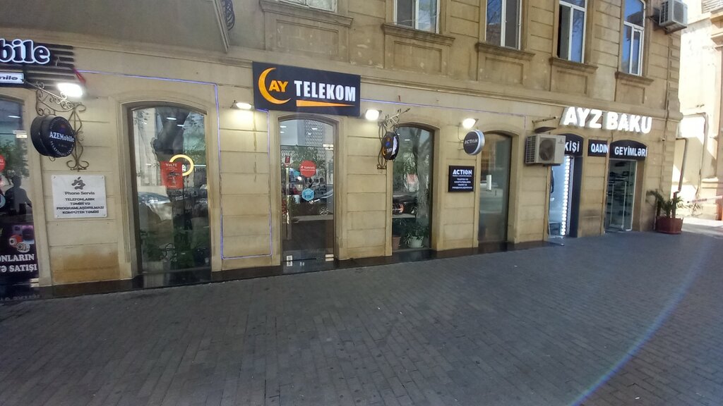Cep telefonu aksesuarları Ay Telekom, Bakü, foto