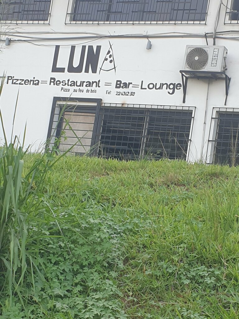 Fast food Luna. Abidjan, Abican, foto