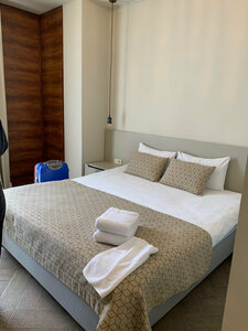 Seven (улица Дражинского No:13, Ялта), otel  Yalta'dan