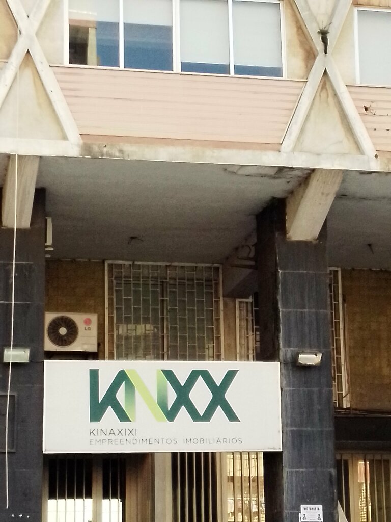 Otomobil servisi Gondoáfrica Kinaxixi, Loanda, foto
